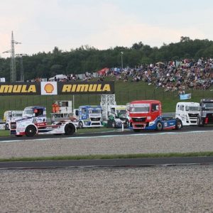 Shell Rimula truck racing in Prague | Bigwheels.my
