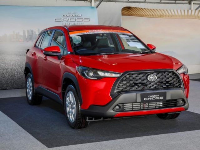 Toyota-Corolla-Cross-25-1 | Bigwheels.my