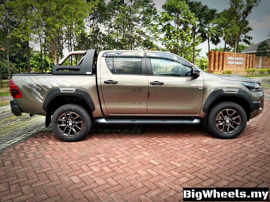 Review: Toyota Hilux 2.8 Rogue 4×4 – Everyone Wants One Now | Bigwheels.my