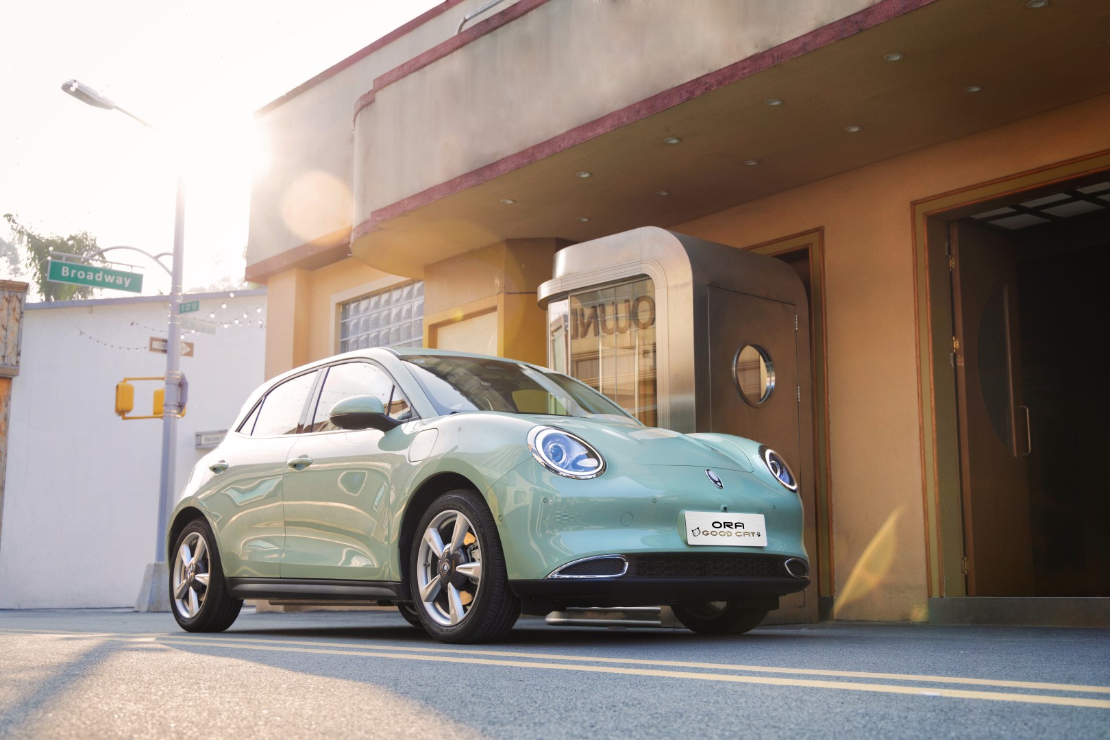 Ora Good Cat gets new Pistachio Green colour | Bigwheels.my