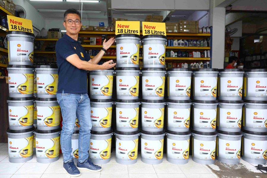 Shell Rimula R4X engine oil now comes in 18-litre pail | Bigwheels.my