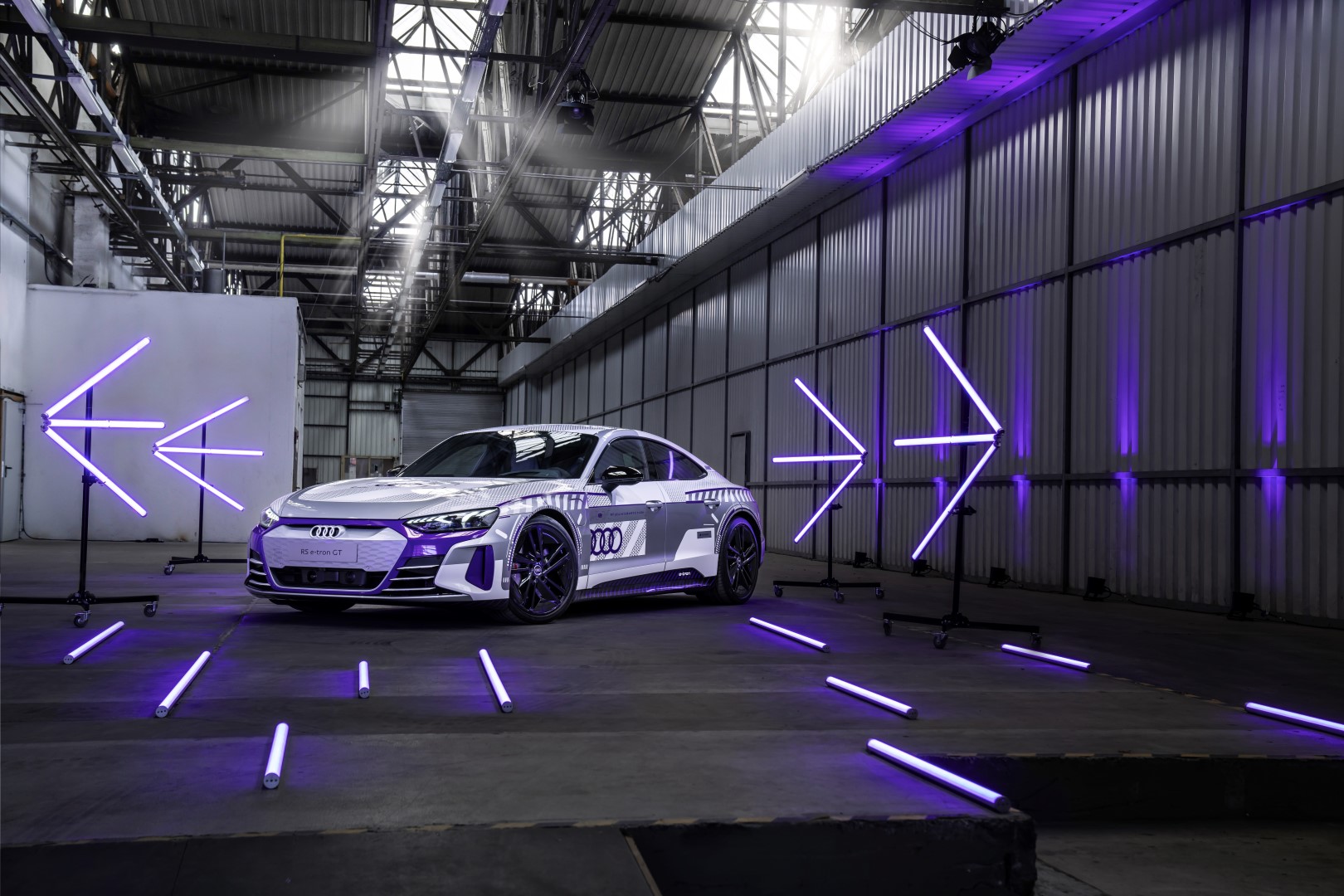 Audi will make only 99 units of the RS e-tron GT Ice Race Edition ...