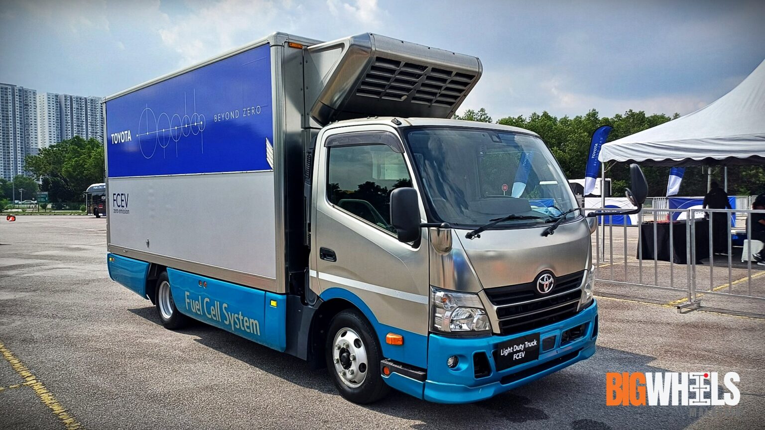 Toyota Beyond Zero event features Hydrogen Fuel Cell models and more ...