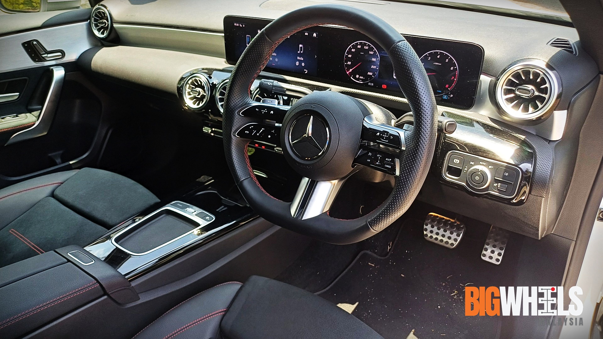 Review: Mercedes-Benz A250 Sedan AMG Line – Still relevant? | Bigwheels.my