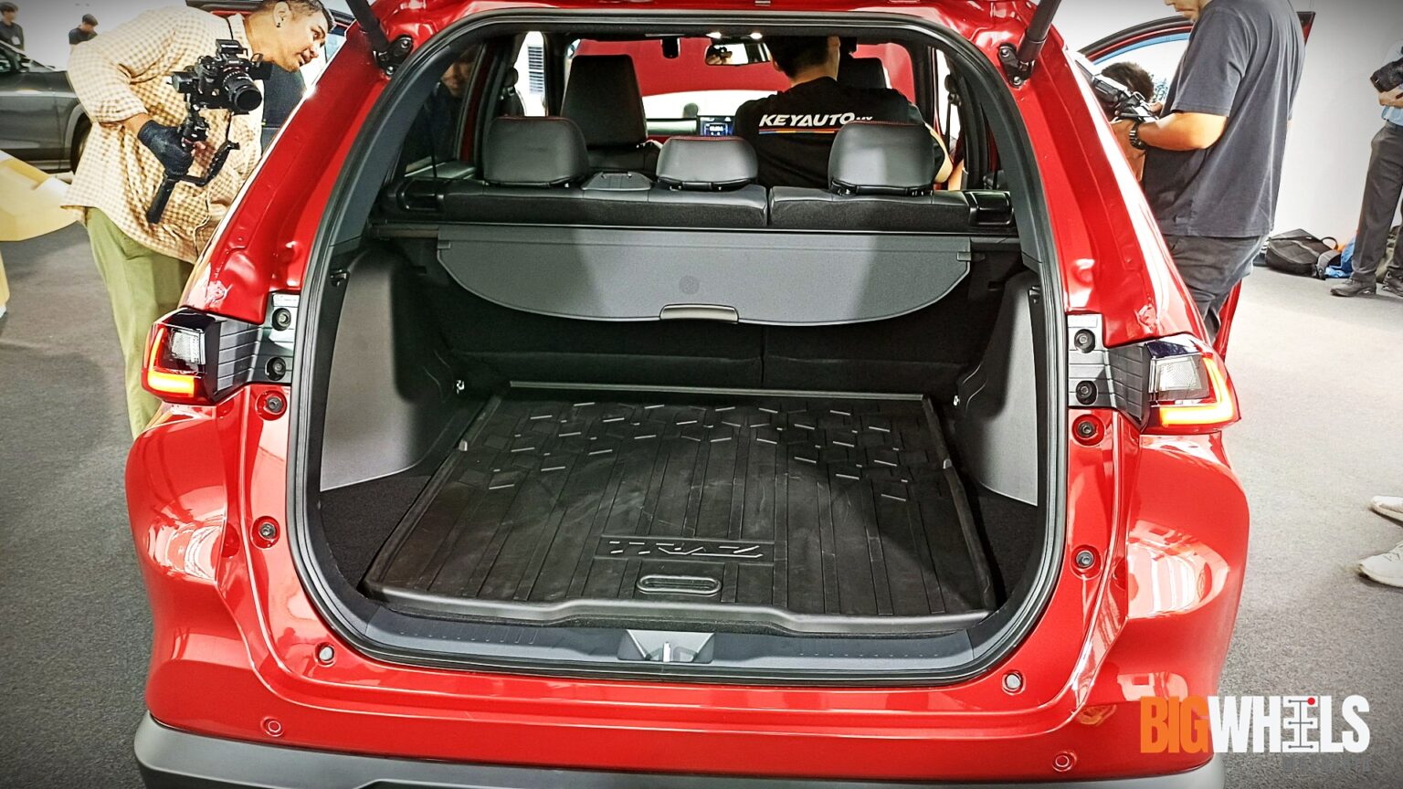 Perodua Traz Officially Launched in Malaysia from RM76,100 | Bigwheels.my