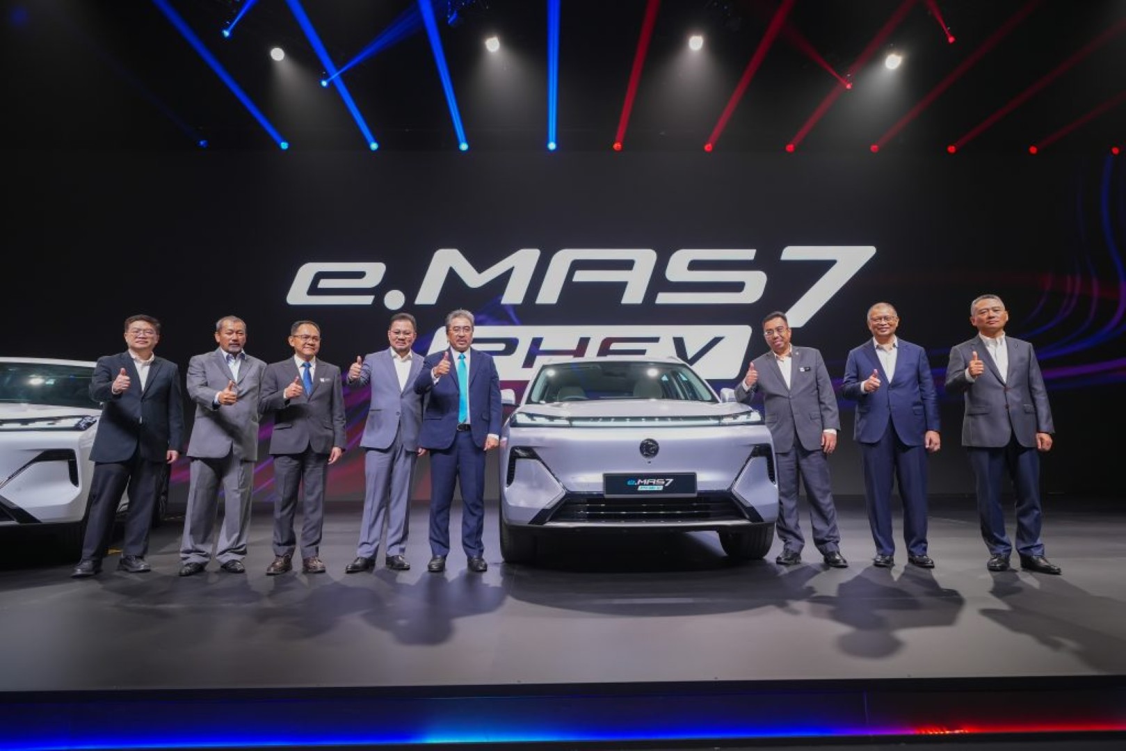 Proton e.mas 7 phev | Bigwheels.my
